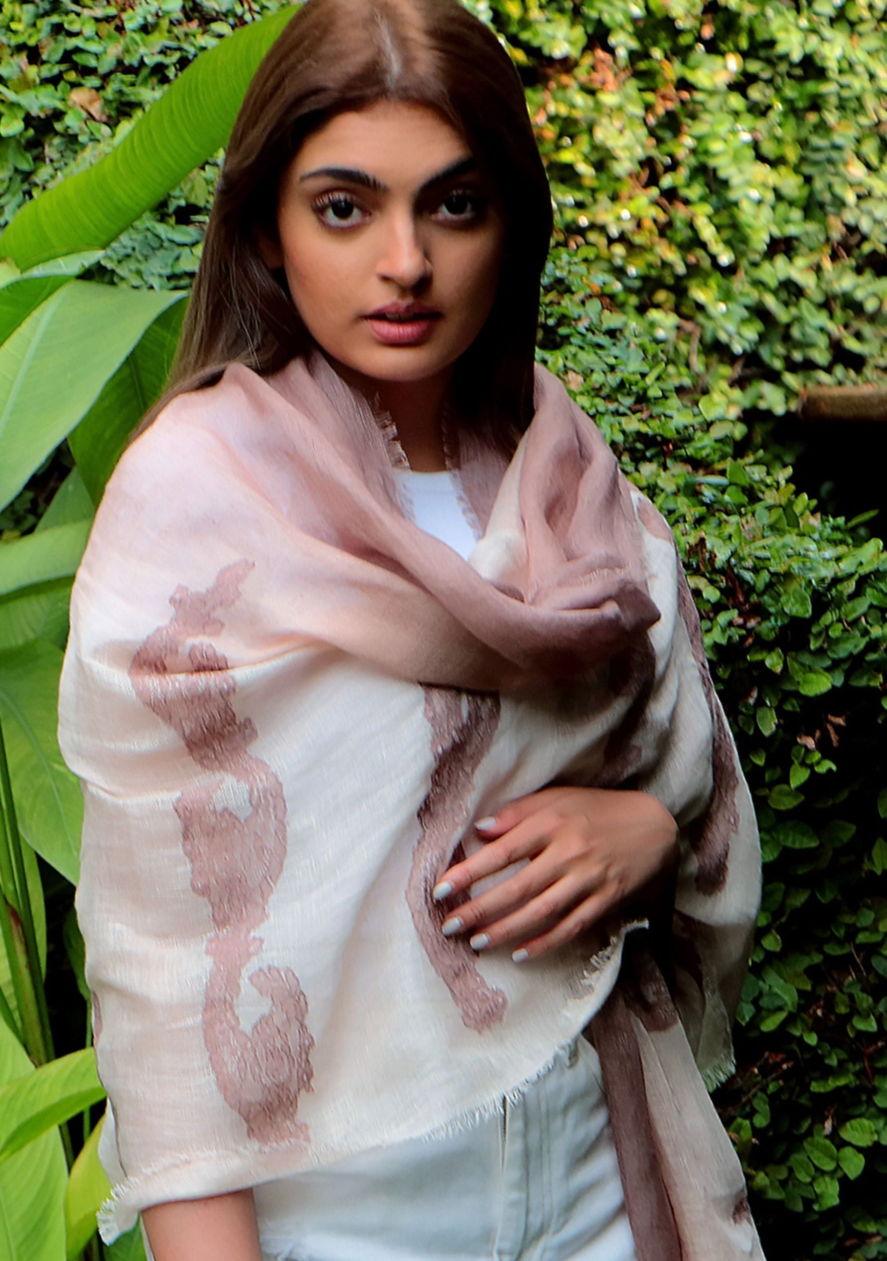 Lt. Copper and Copper Ombre Linen Scarf with Copper Lace Appliques – Maneesha Ruia